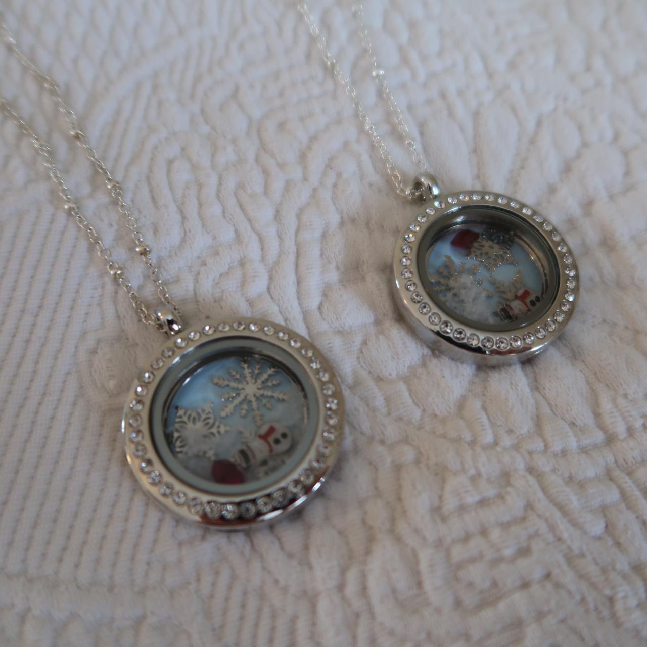 snowflake locket necklace! -can be sold separately... - Depop