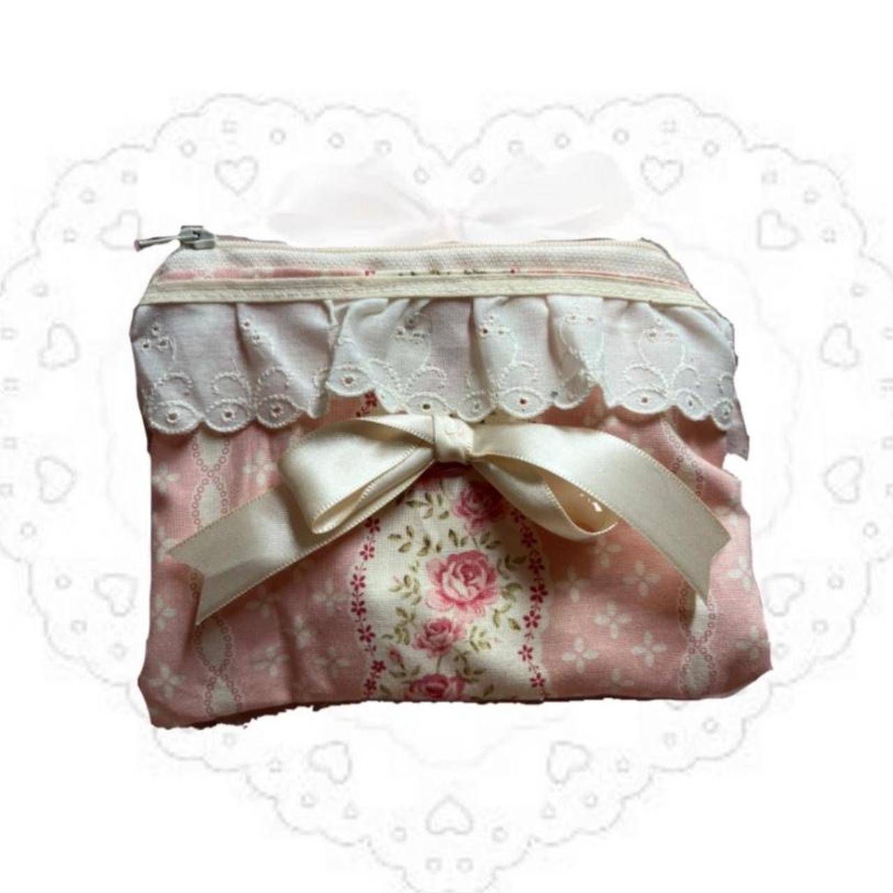 Super cute and dainty floral pink makeup pouch 🚨No... - Depop