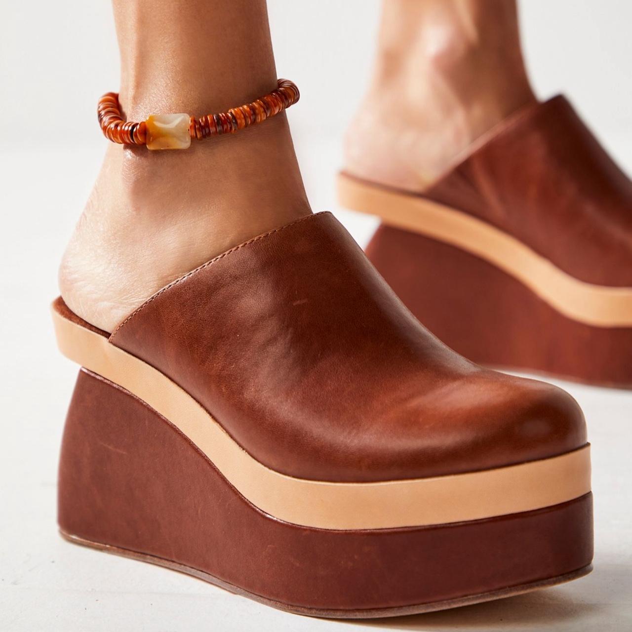 Artisan - Crafted by Zigi platform clogs Excellent... - Depop