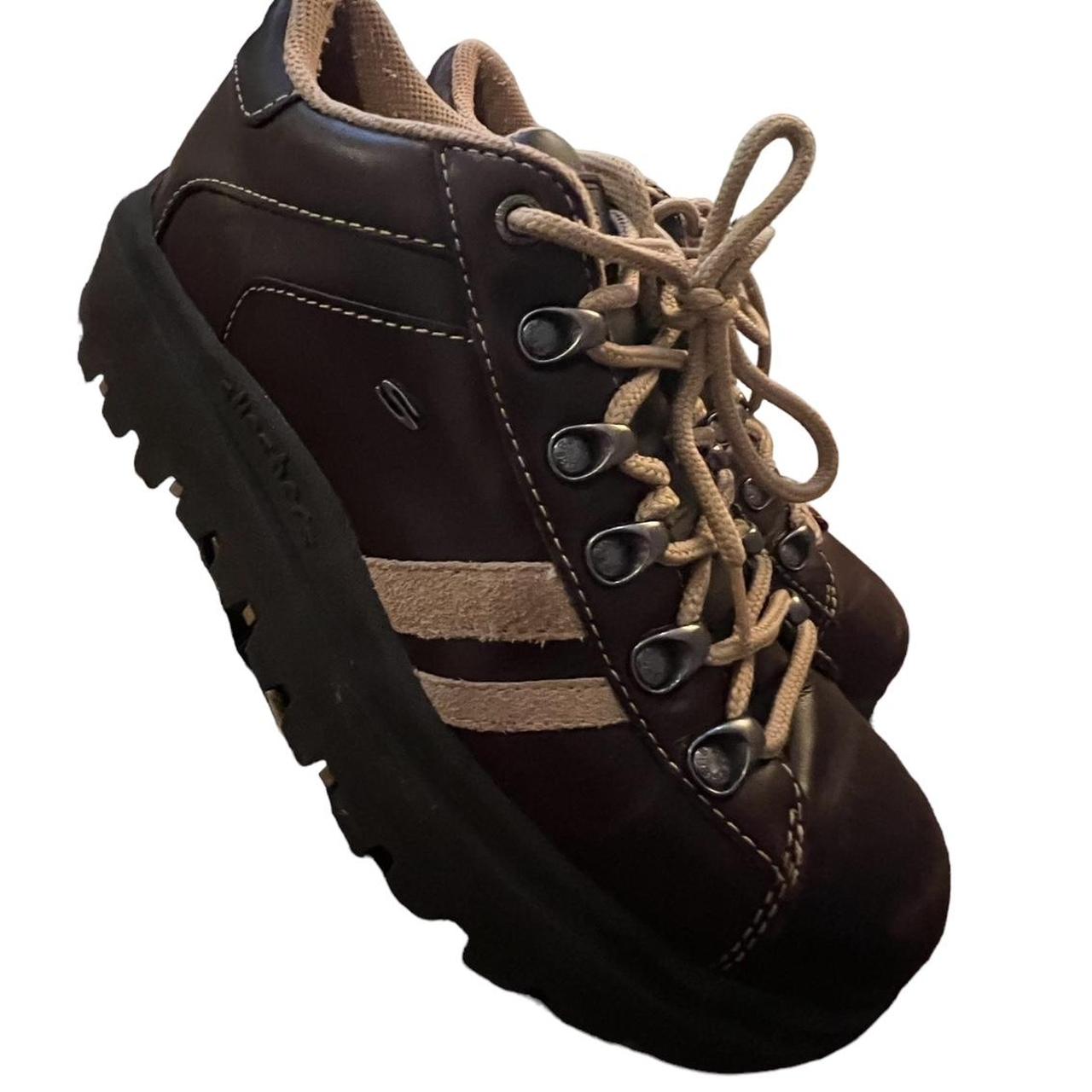 Absolutely amazing vintage 90s pair of Skecher... - Depop