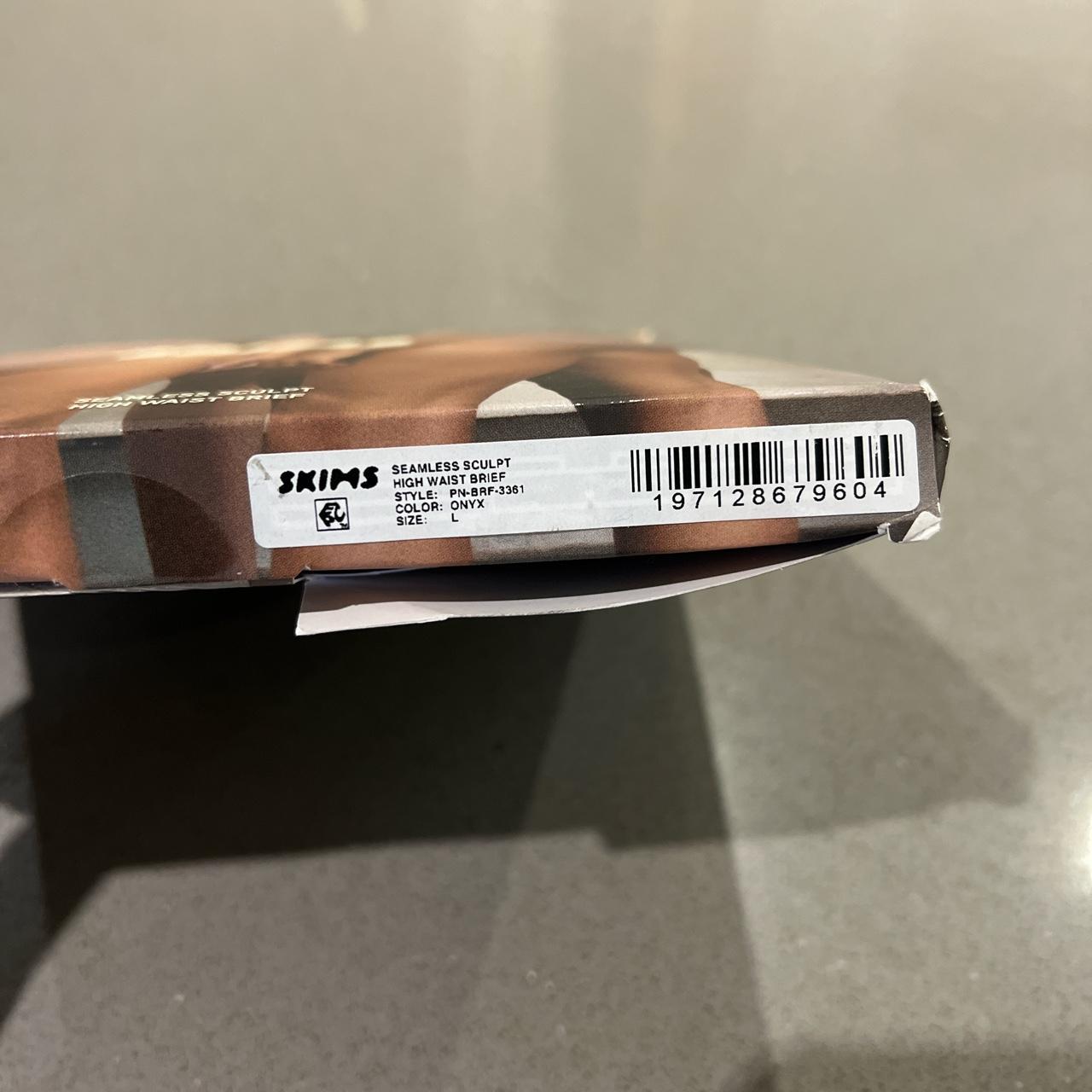 SKIMS BRAND NEW IN BOX- seamless sculpt high weight... - Depop