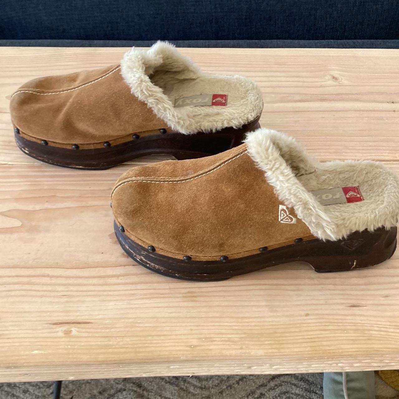Roxy Women's Clogs | Depop