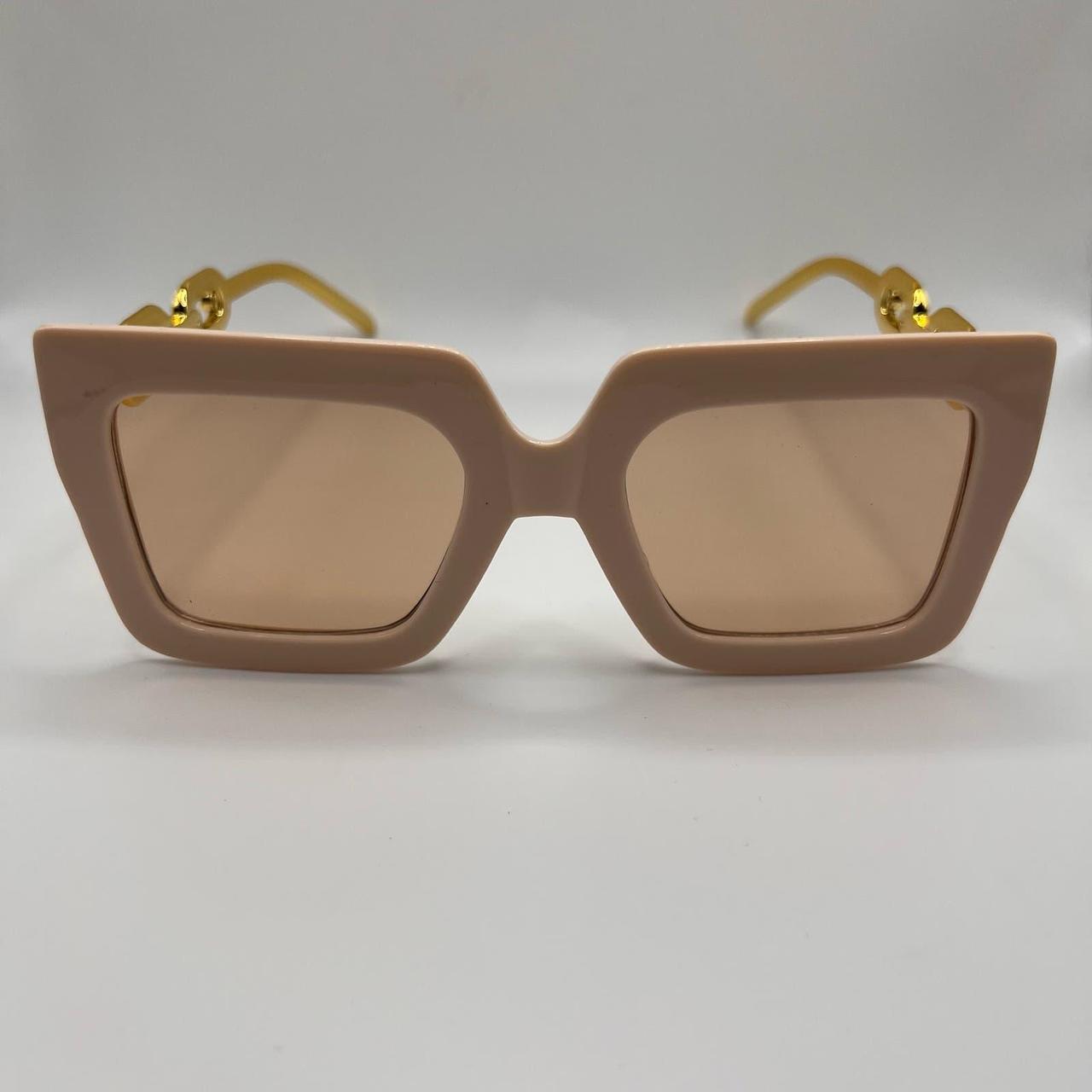 Tan Frames with Gold chain detail NWT Storage: S007 - Depop