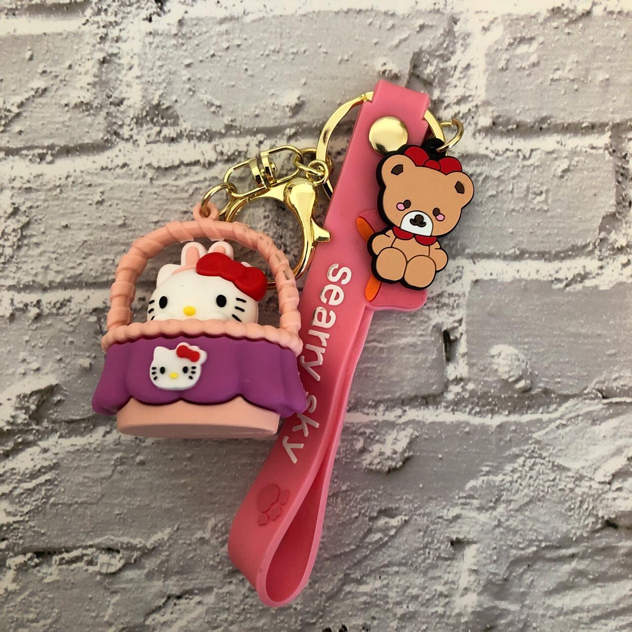 Hello kitty... - Depop