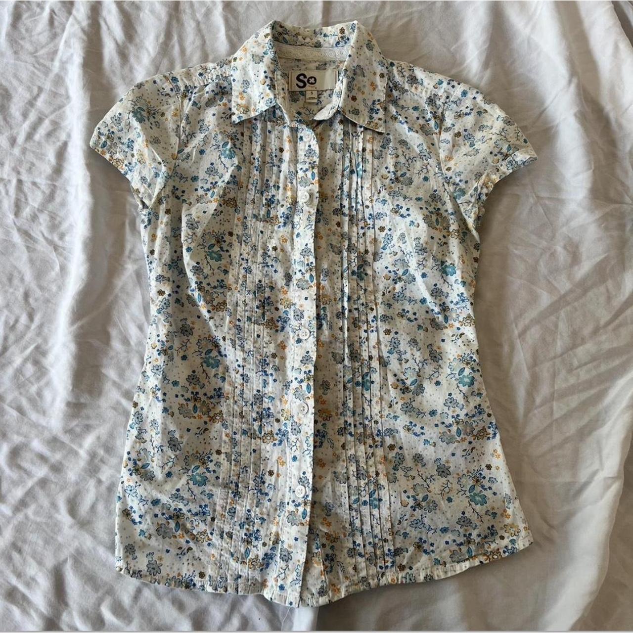 SO clothing fitted floral button down ⭐️ such a... - Depop