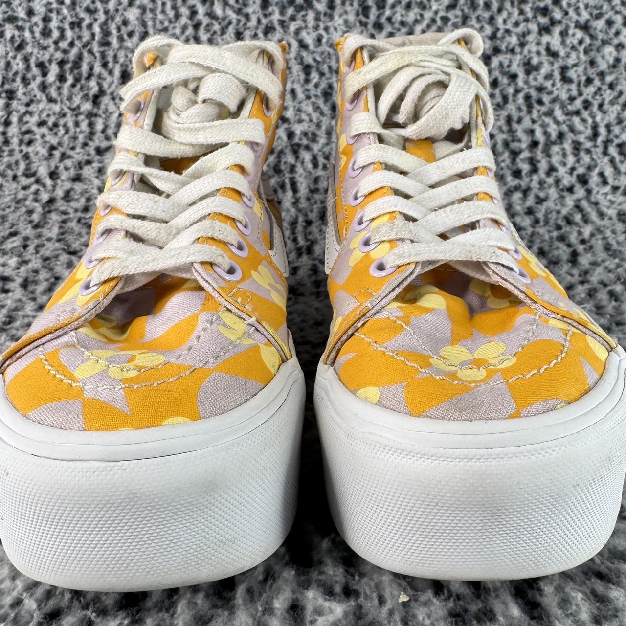 #platform #flowers - Depop