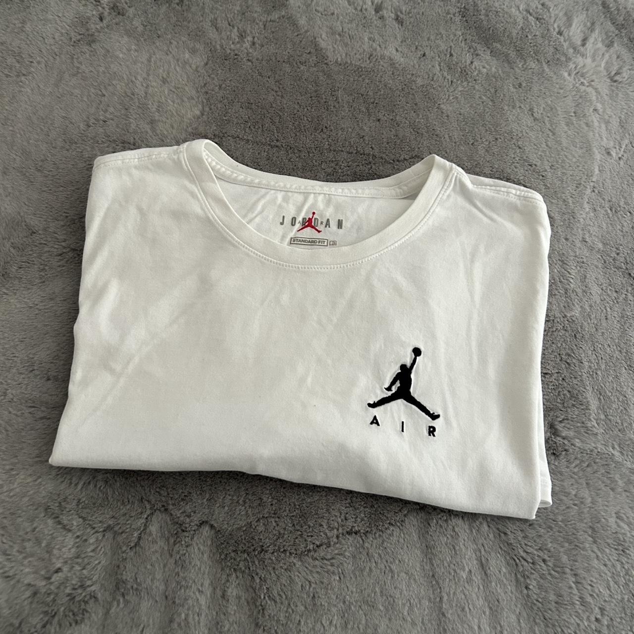 Nike jordan Standard fit White t shirt XL - Depop