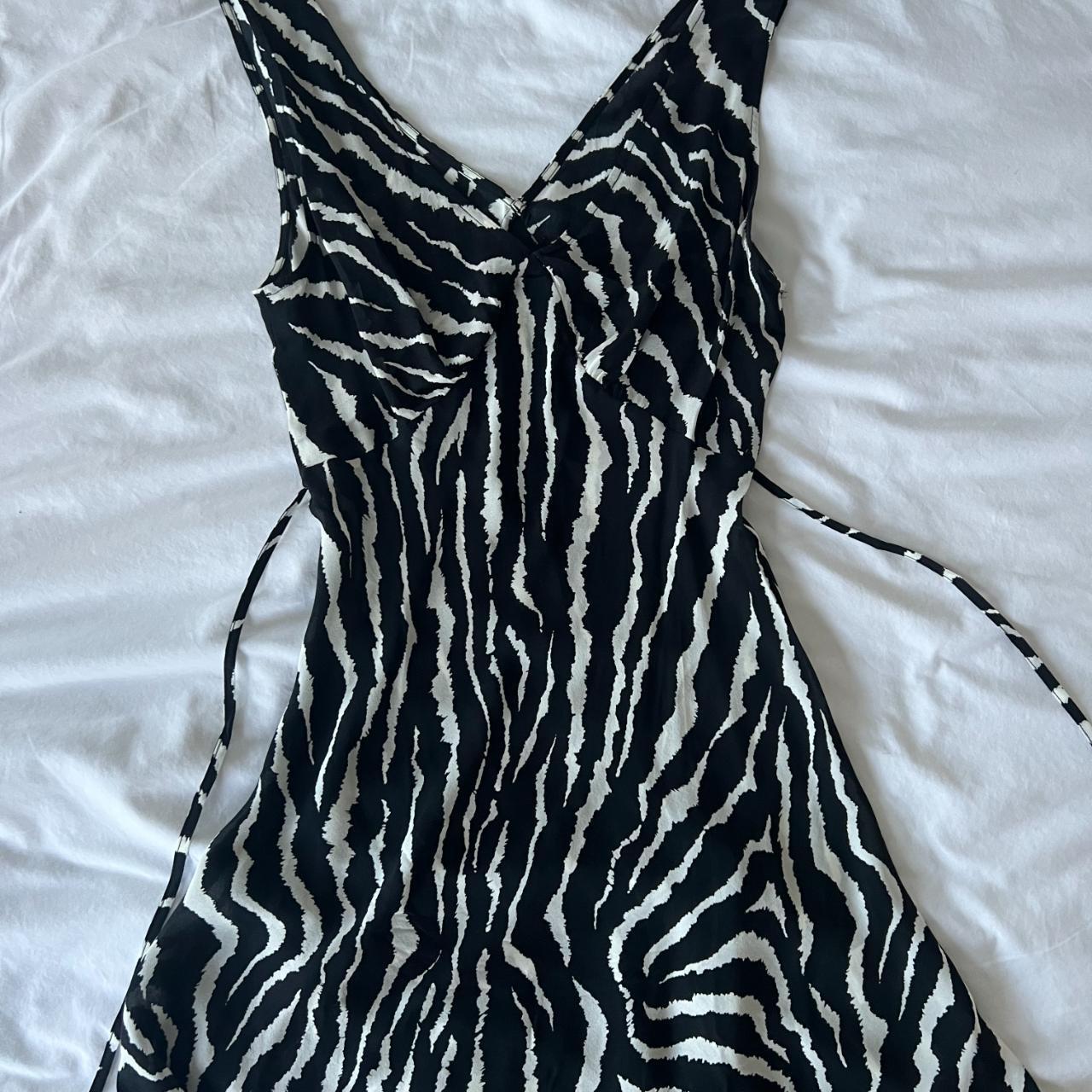 Realisation par isabelli animal zebra print mini... - Depop