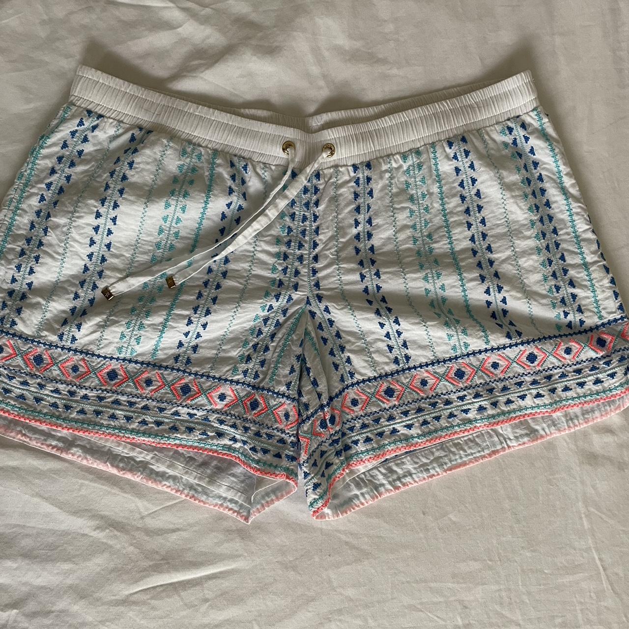 Lilly Pulitzer Women's Shorts | Depop