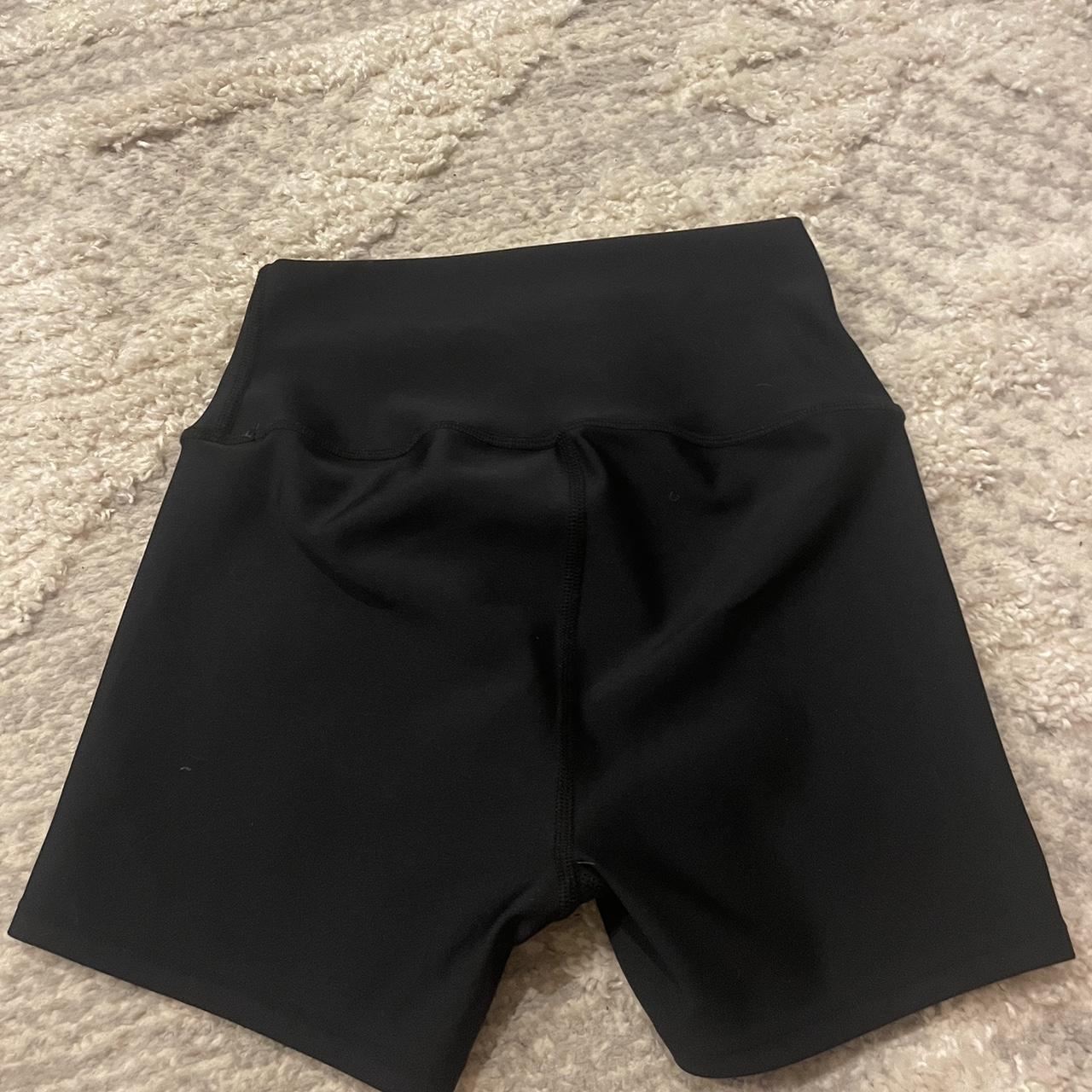 Super cute Alo shorts!! #alo #workoutshorts #shorts... - Depop