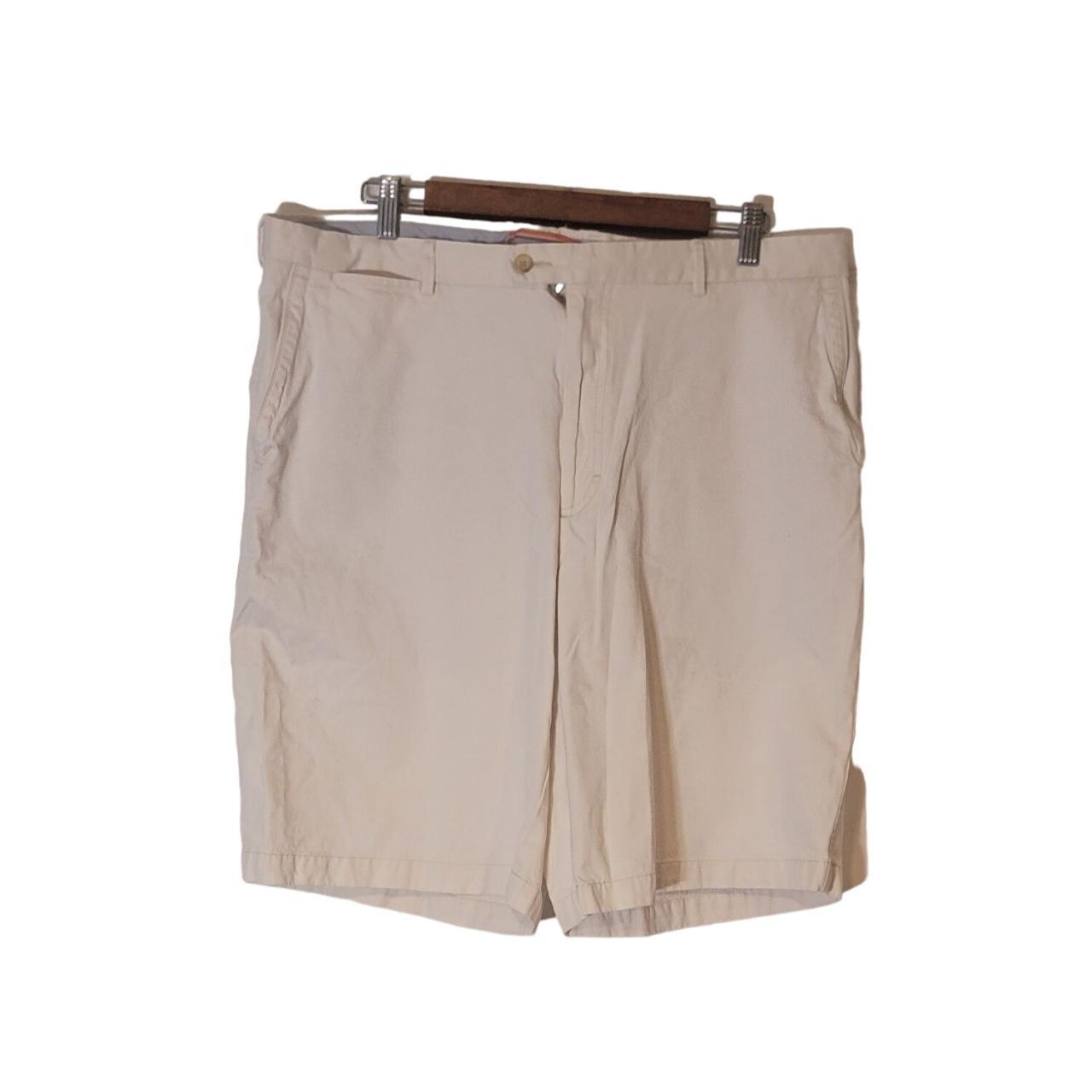 These Peter Millar Flat Front Bermuda Dress Golf... - Depop