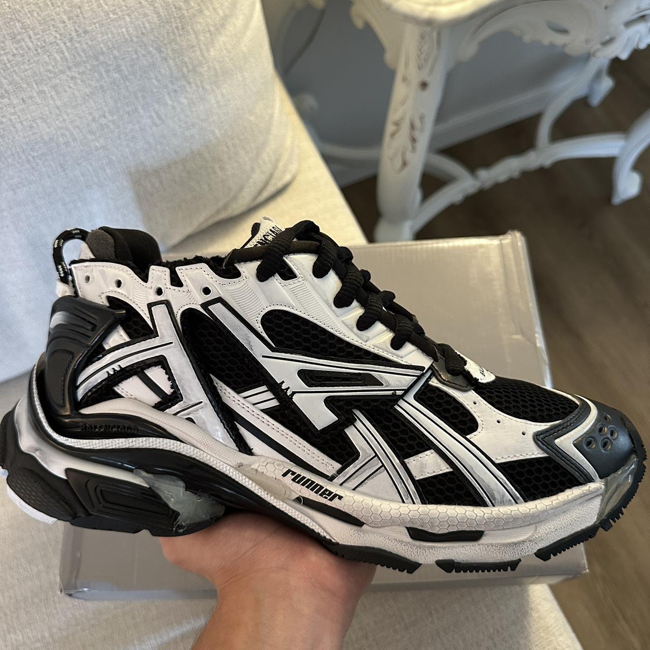 Balenci runners size 44 - Depop