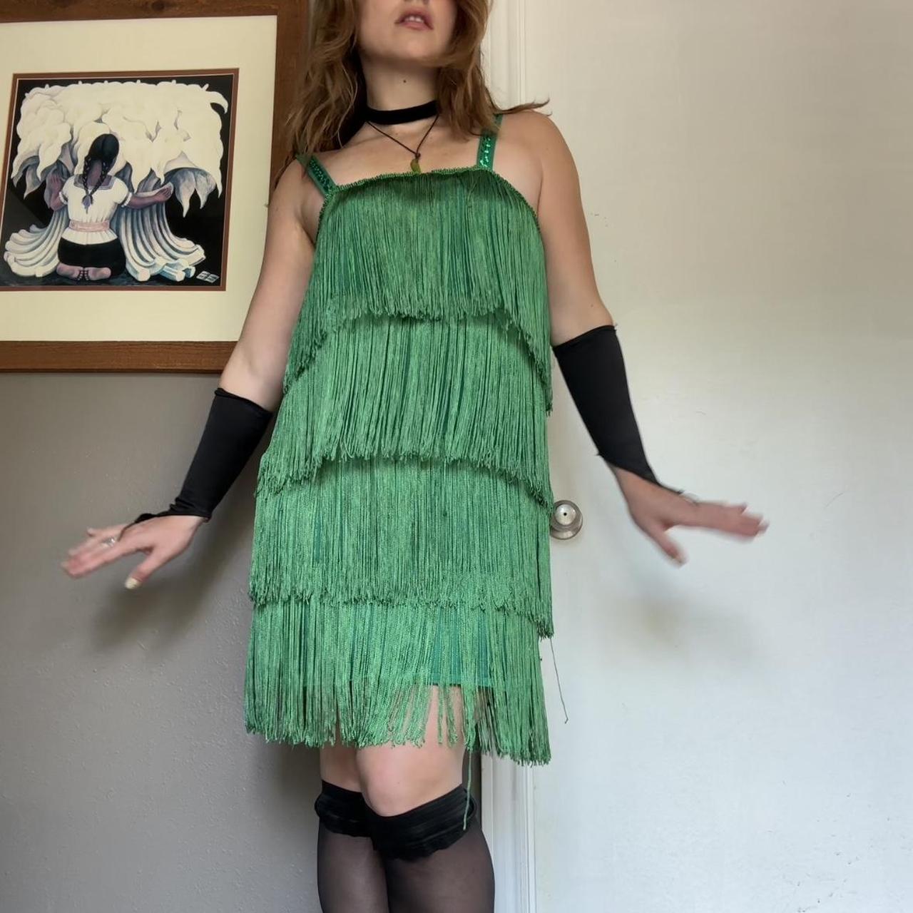 Beautiful quality green flapper dress with finger... - Depop