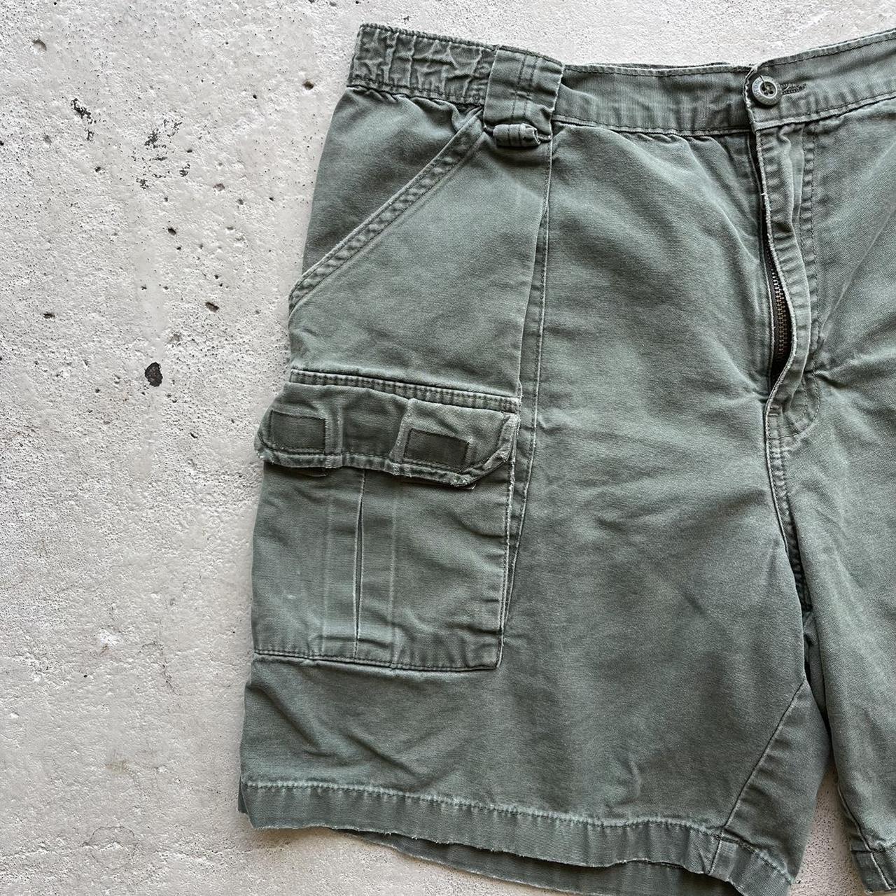 Faded Glory Men's Green Shorts | Depop