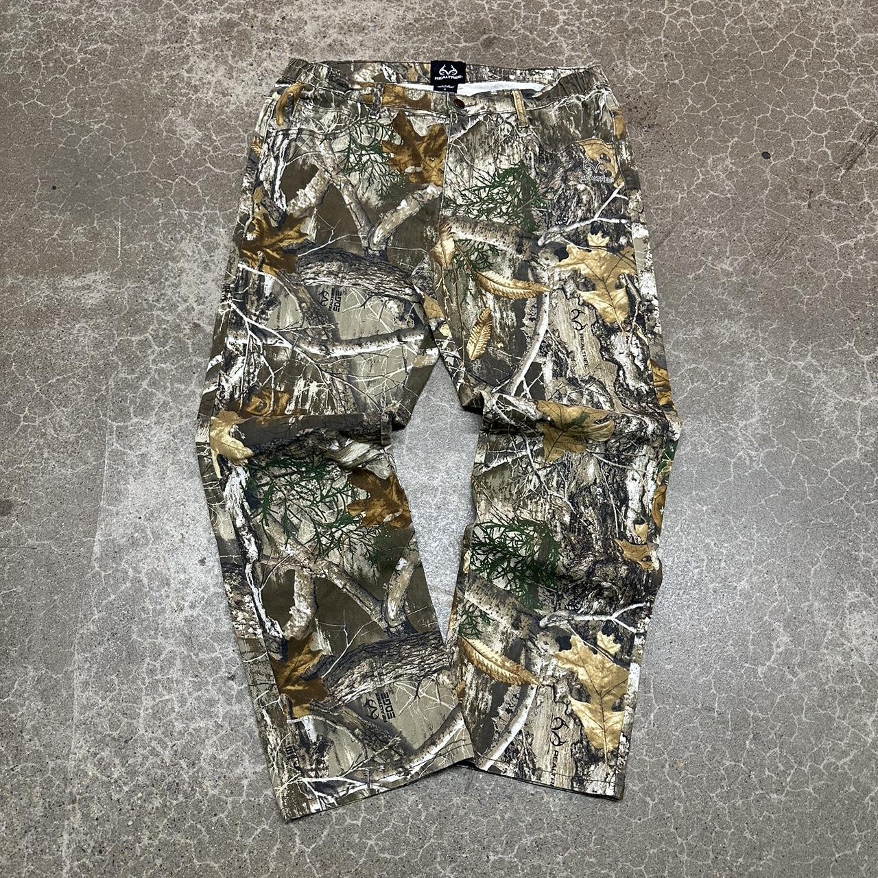 Vintage RealTree Camo Pants Size 34x32 In good... - Depop