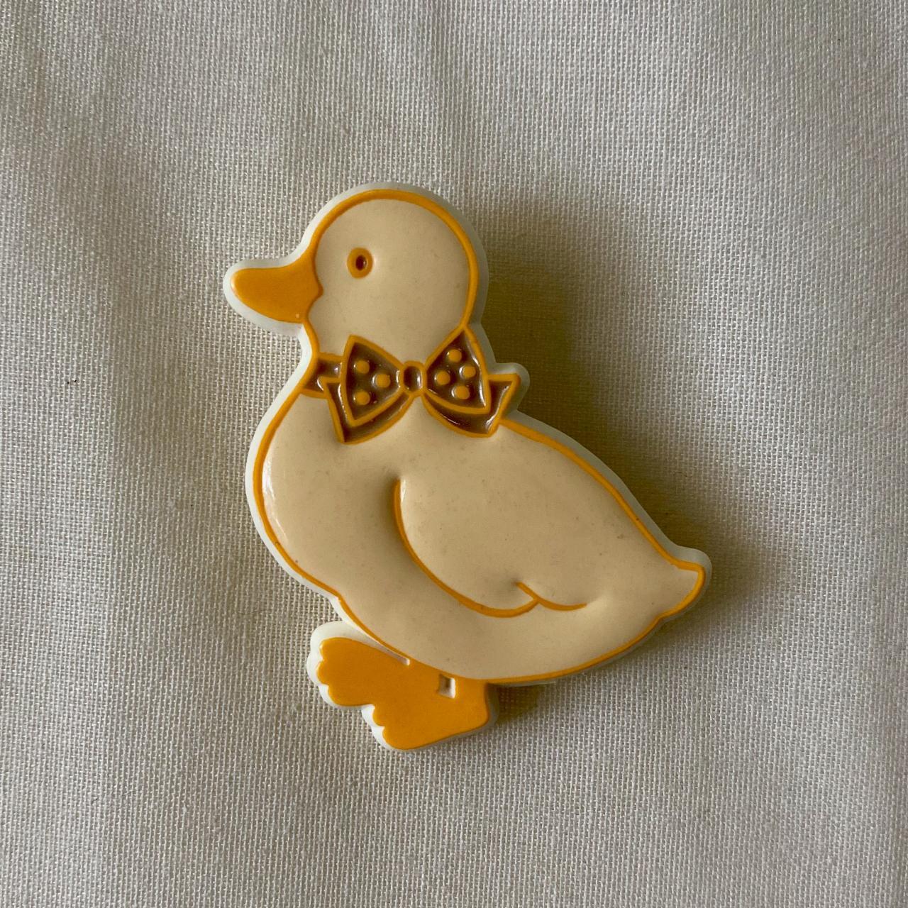 Vintage 1984 Hallmark Duck Brooch Pin ༓ 2" in... - Depop