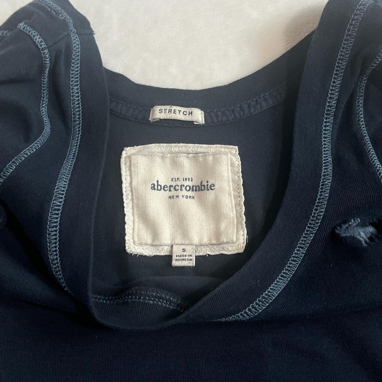Abercrombie & Fitch Women's Blue and Navy T-shirt | Depop