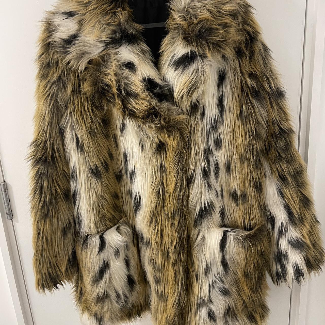 Genuine Vintage lynx leopard print fur coat Size S... | Depop