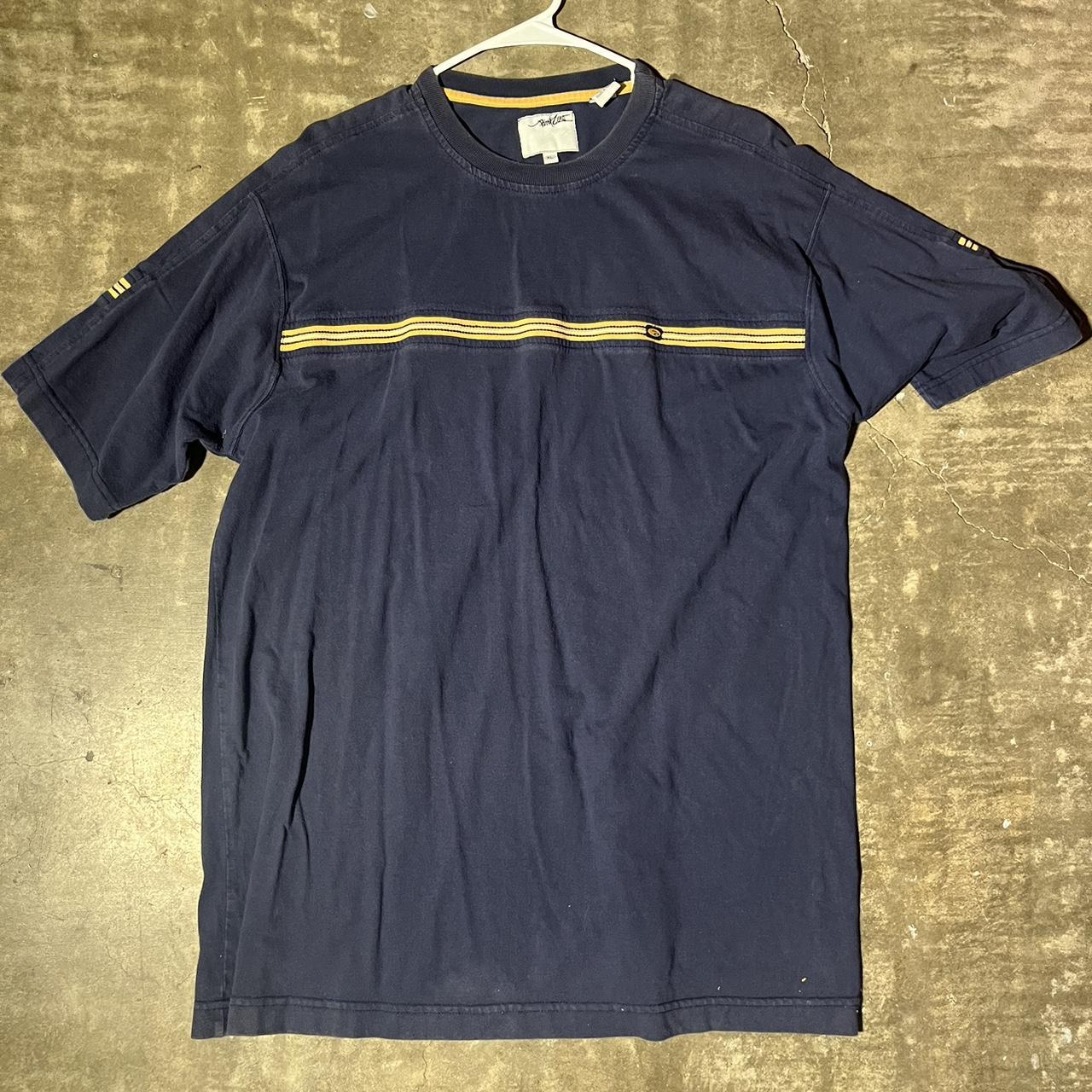 Point Zero Tshirt rarely worn - Depop