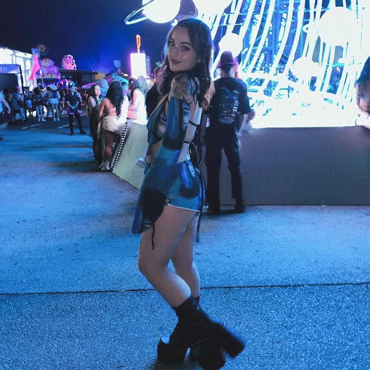 Women's Blue Fancy-dress | Depop