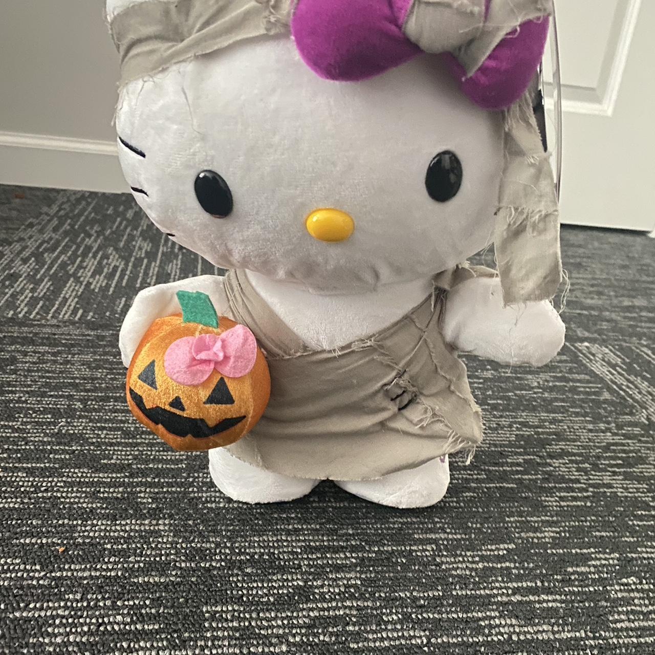 Hello kitty Halloween Mummy greeter 🎃🎀 Brand new - Depop