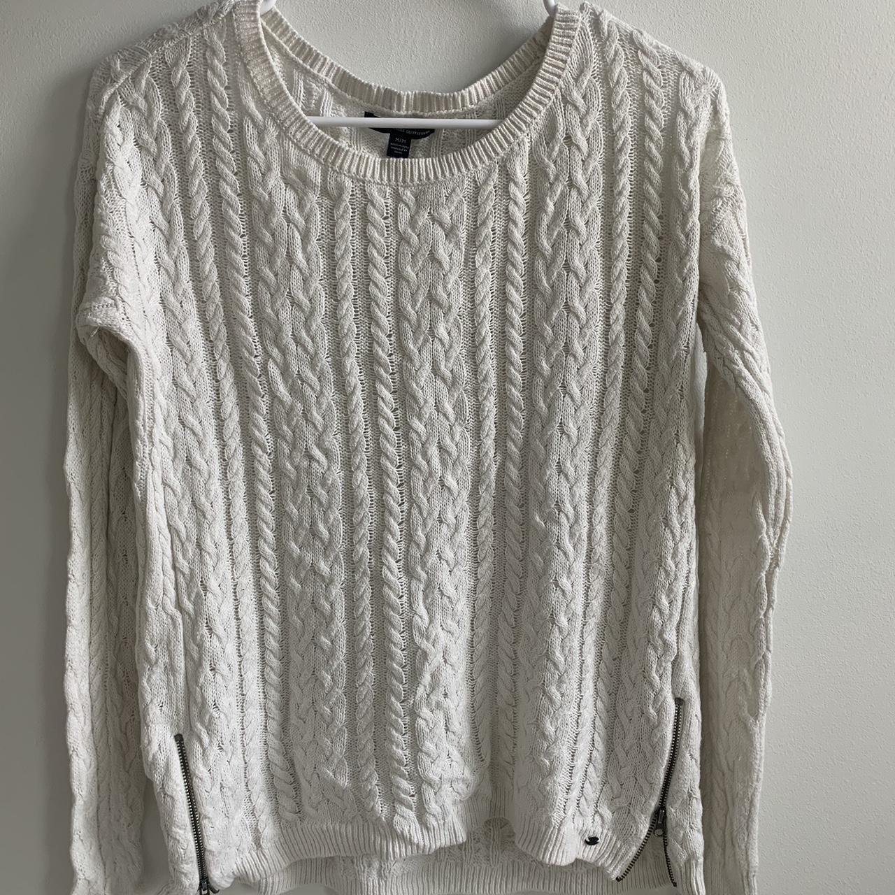 medium american eagle cable knit sweater (fits like... - Depop