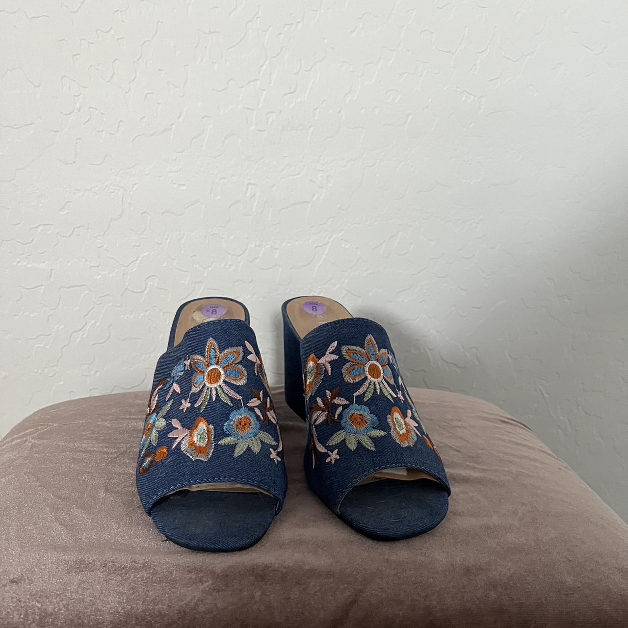 Hype Women's multi Sandals | Depop