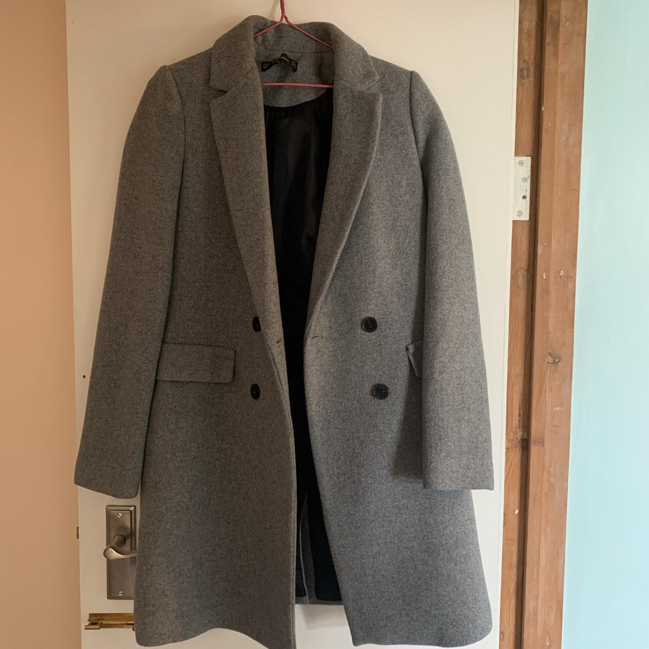 Zara Women's Grey Coat | Depop