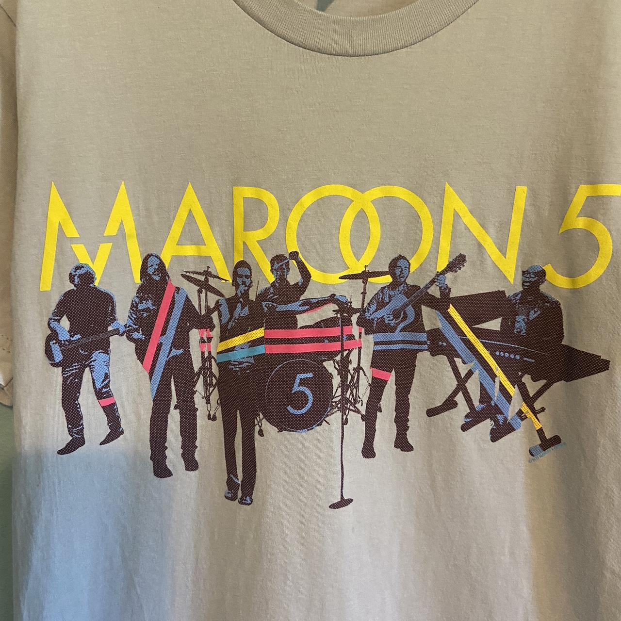 Maroon 5 (2015 World Tour) T-shirt Small. 2-Sided.... - Depop