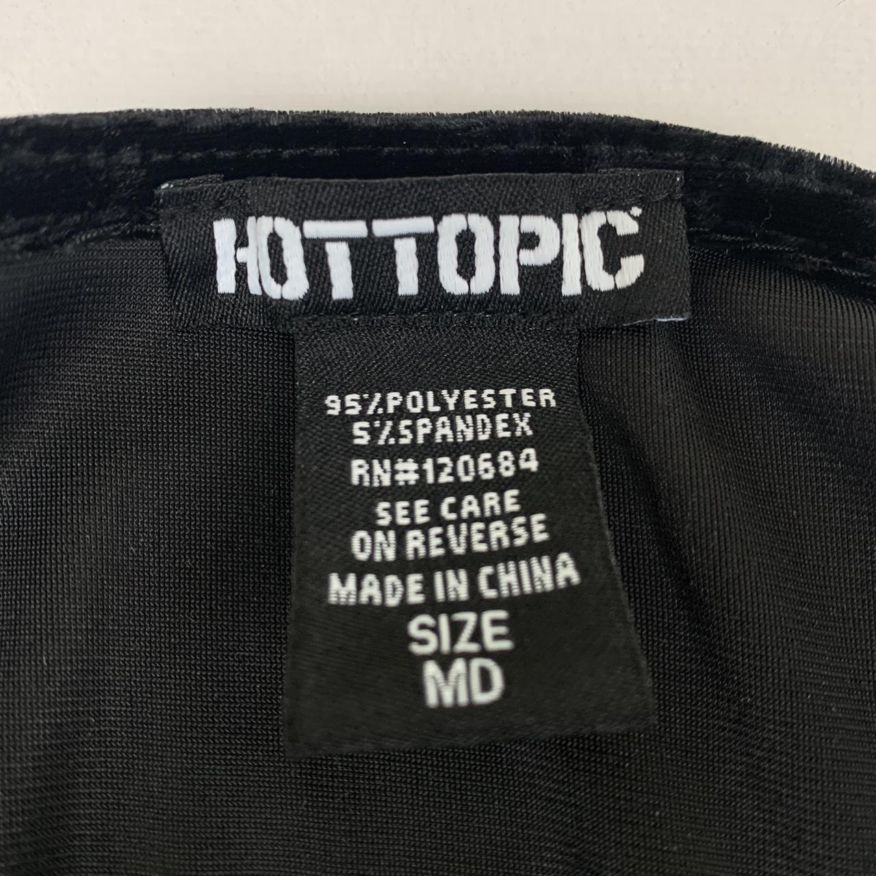 Hot Topic Women's Black Crop-top | Depop