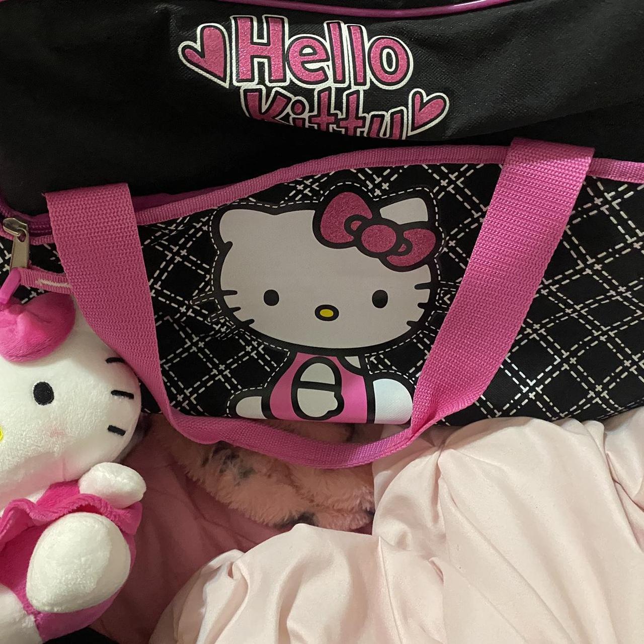 Hello kitty gym bag or trip used twice no rips or tears - Depop
