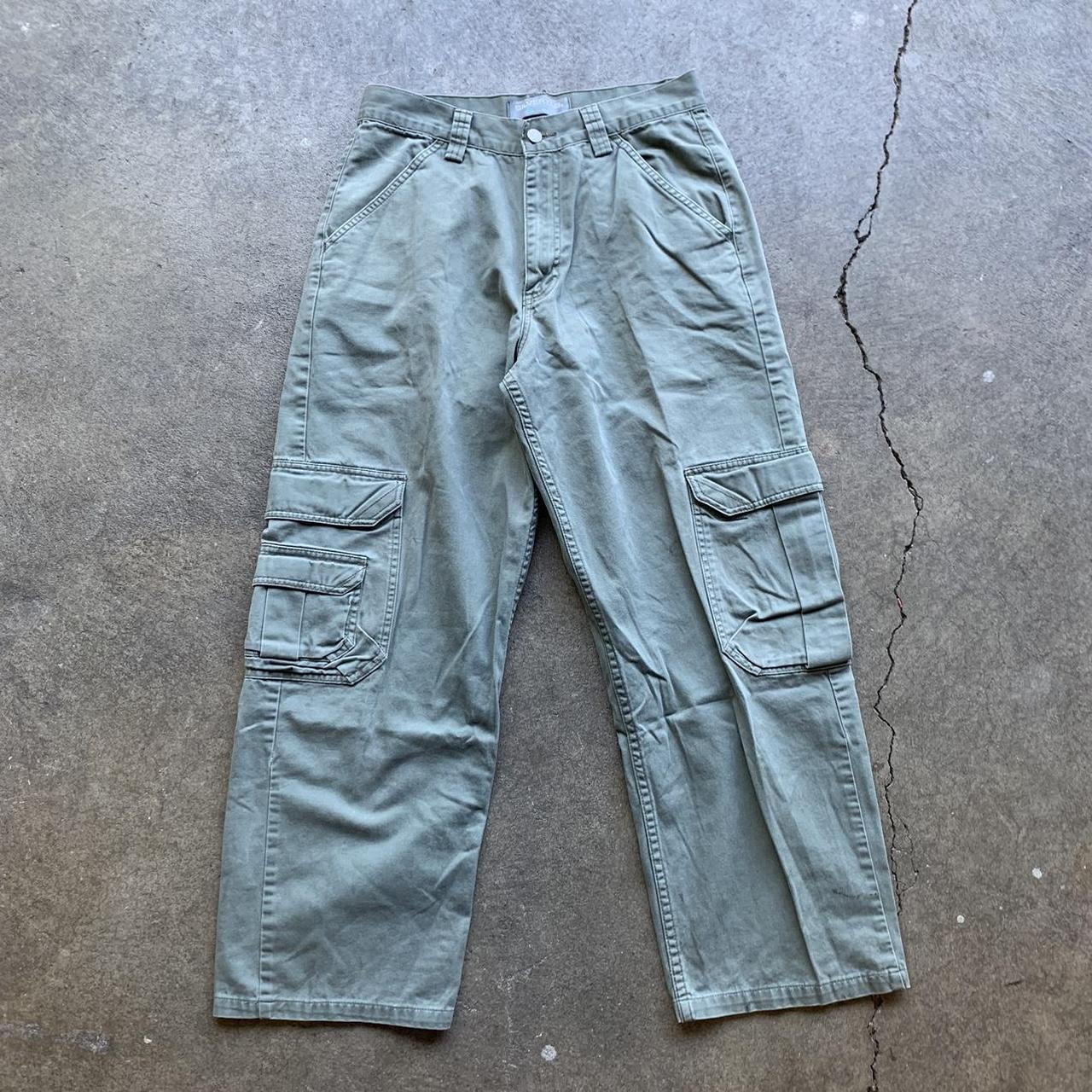 Vintage Y2K Levis Silvertab Cargo... - Depop