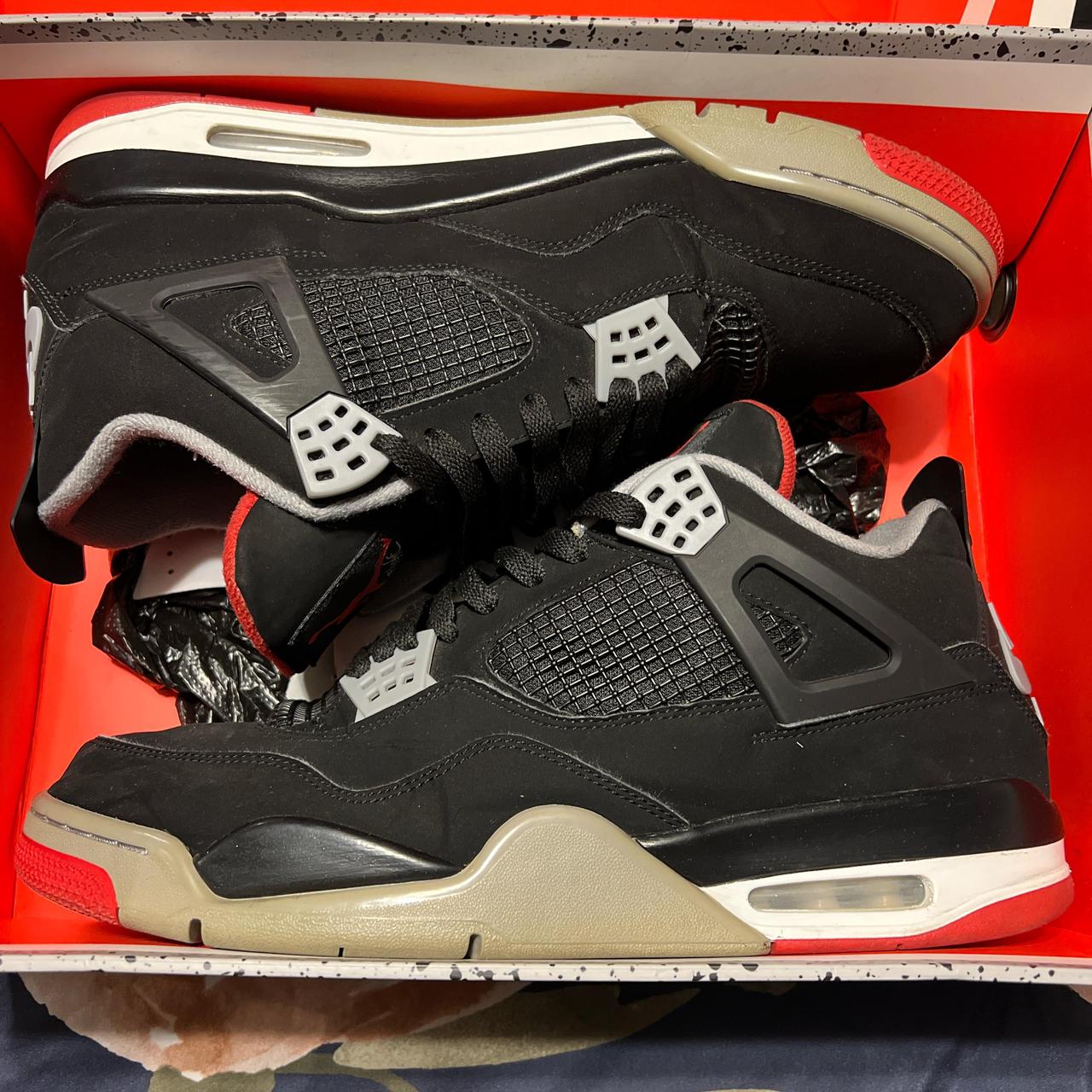 Jordan bred 4s - Depop