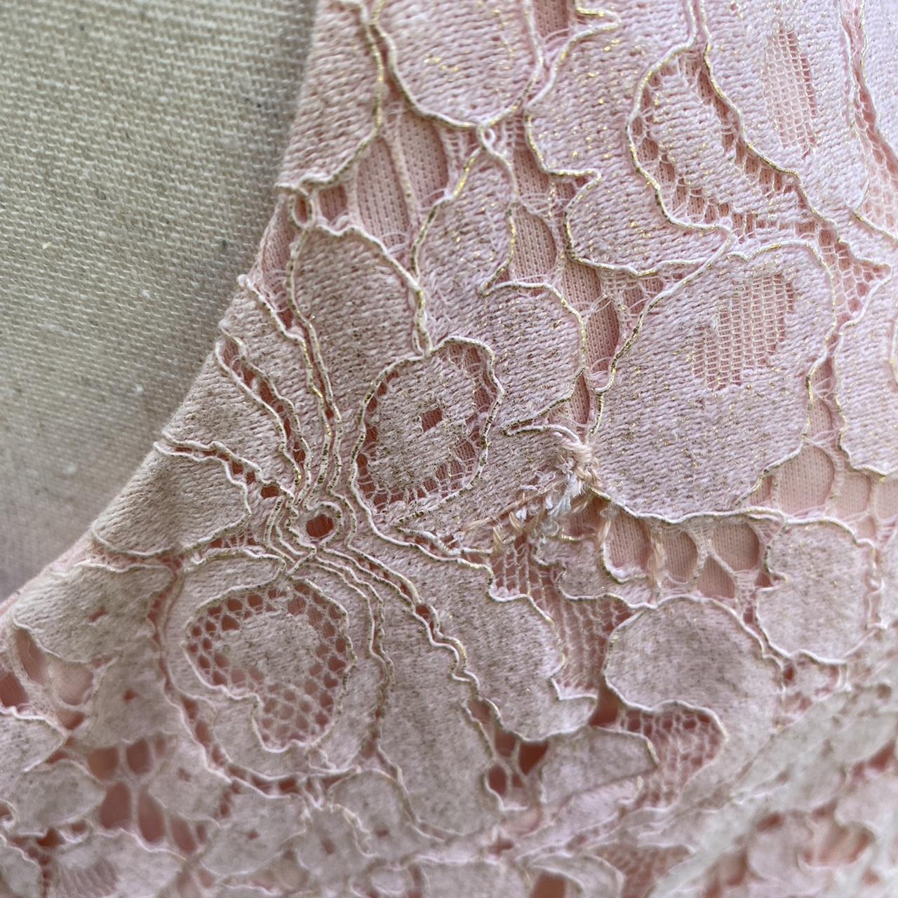 Really pretty Francesca’s peach lace with a gold... - Depop