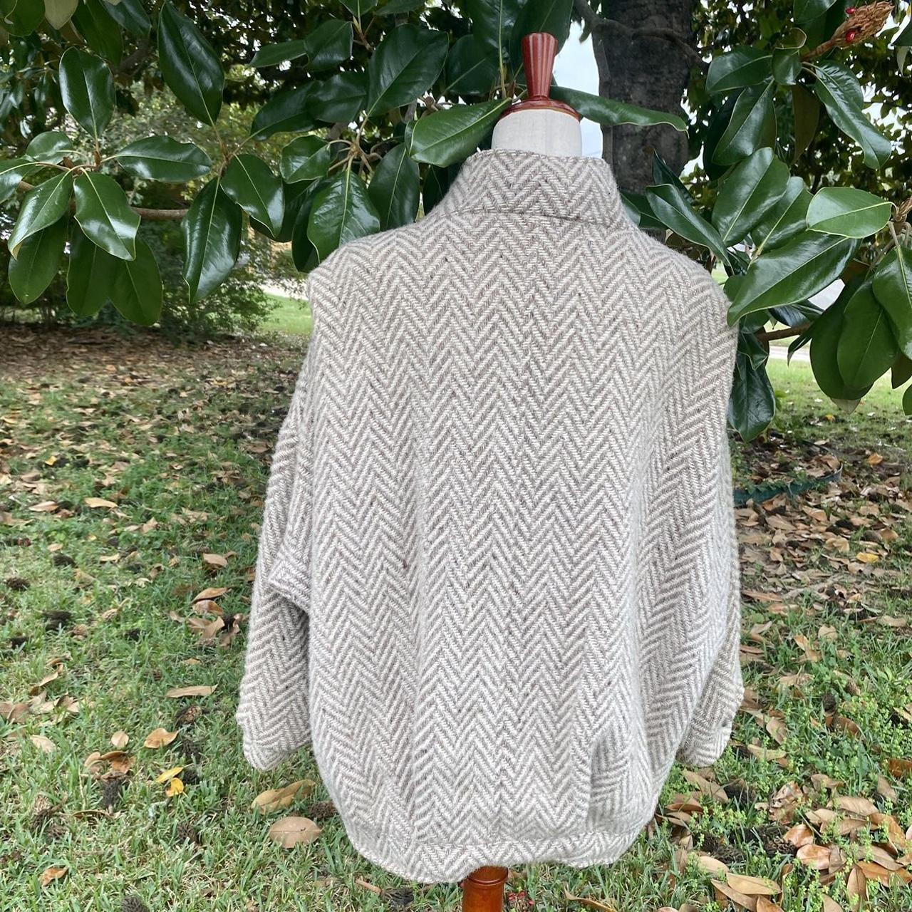 Vintage 80’s chevron wool coat Very heavy and warm... - Depop