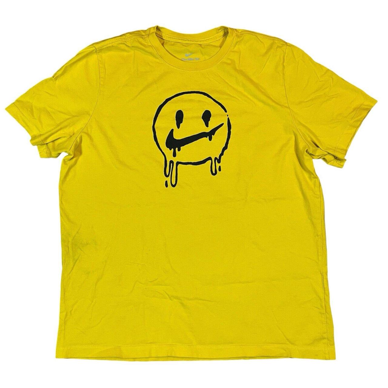 Nike Smiley Face T-Shirt Men’s Extra Large Stained... - Depop