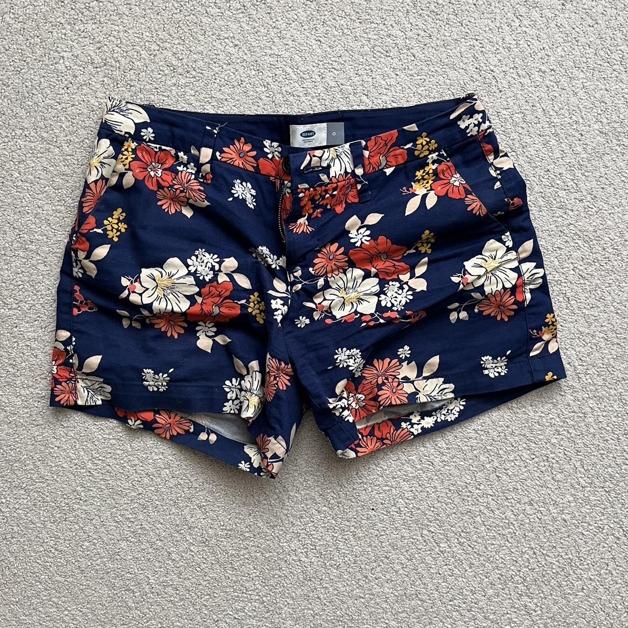 Old Navy Women's Multi Shorts | Depop
