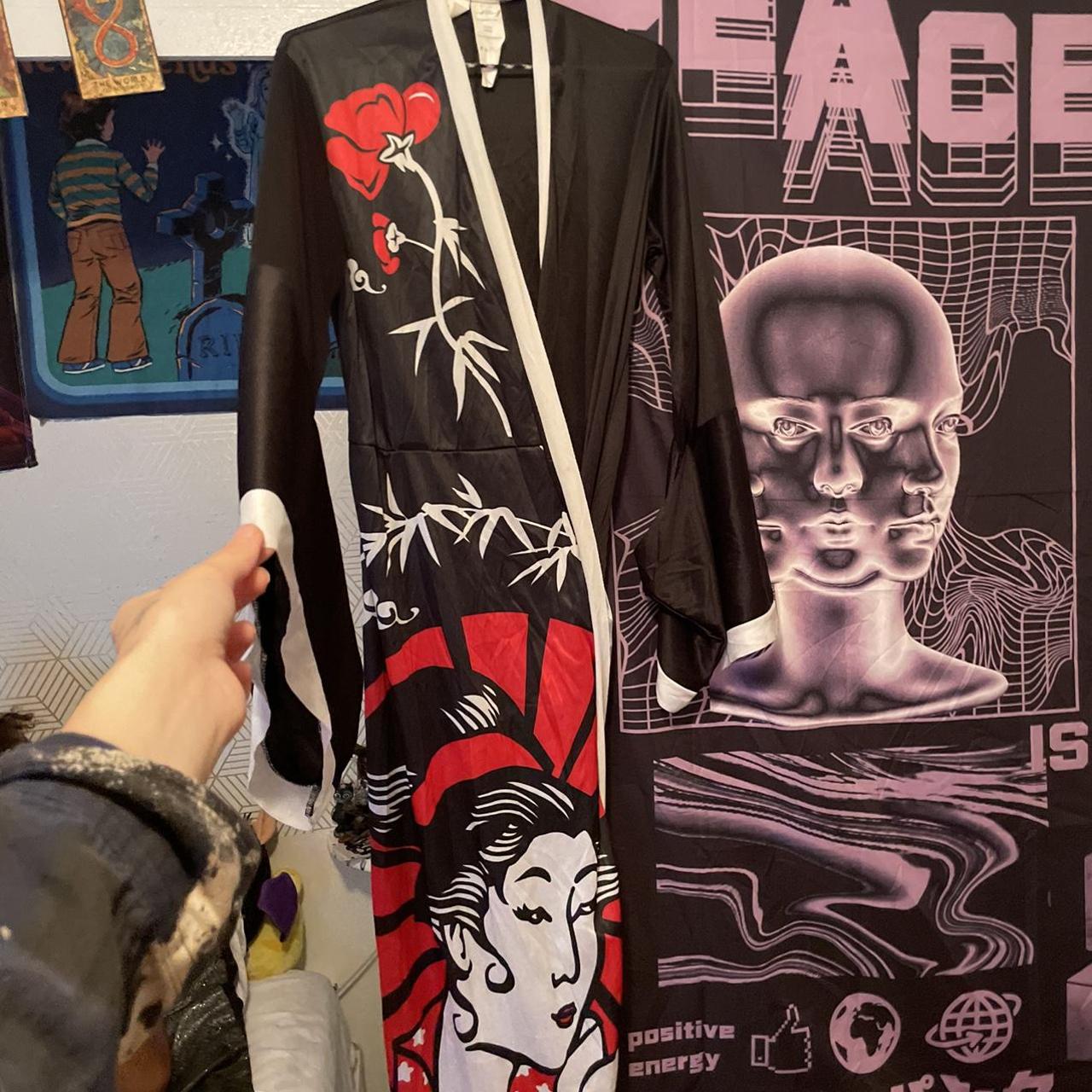 red & black beautiful kimono robe 👘 🫶🏻 EVERY... - Depop