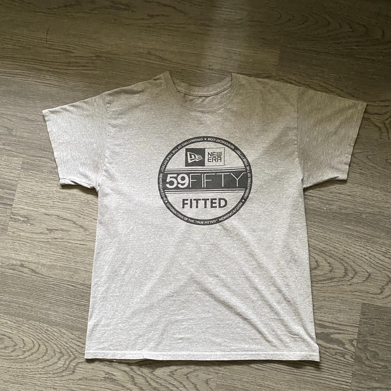 59FIFTY T-shirt Large can fit a Medium - Depop