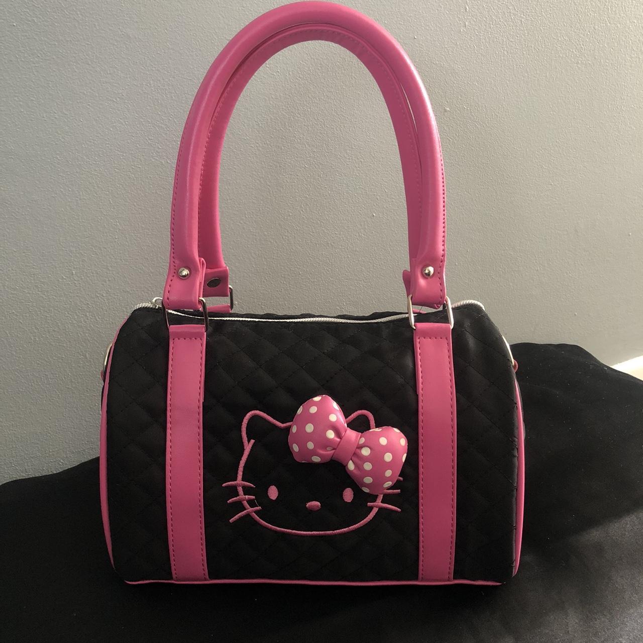 Cutest hello kitty handbag. Small size but fits... - Depop
