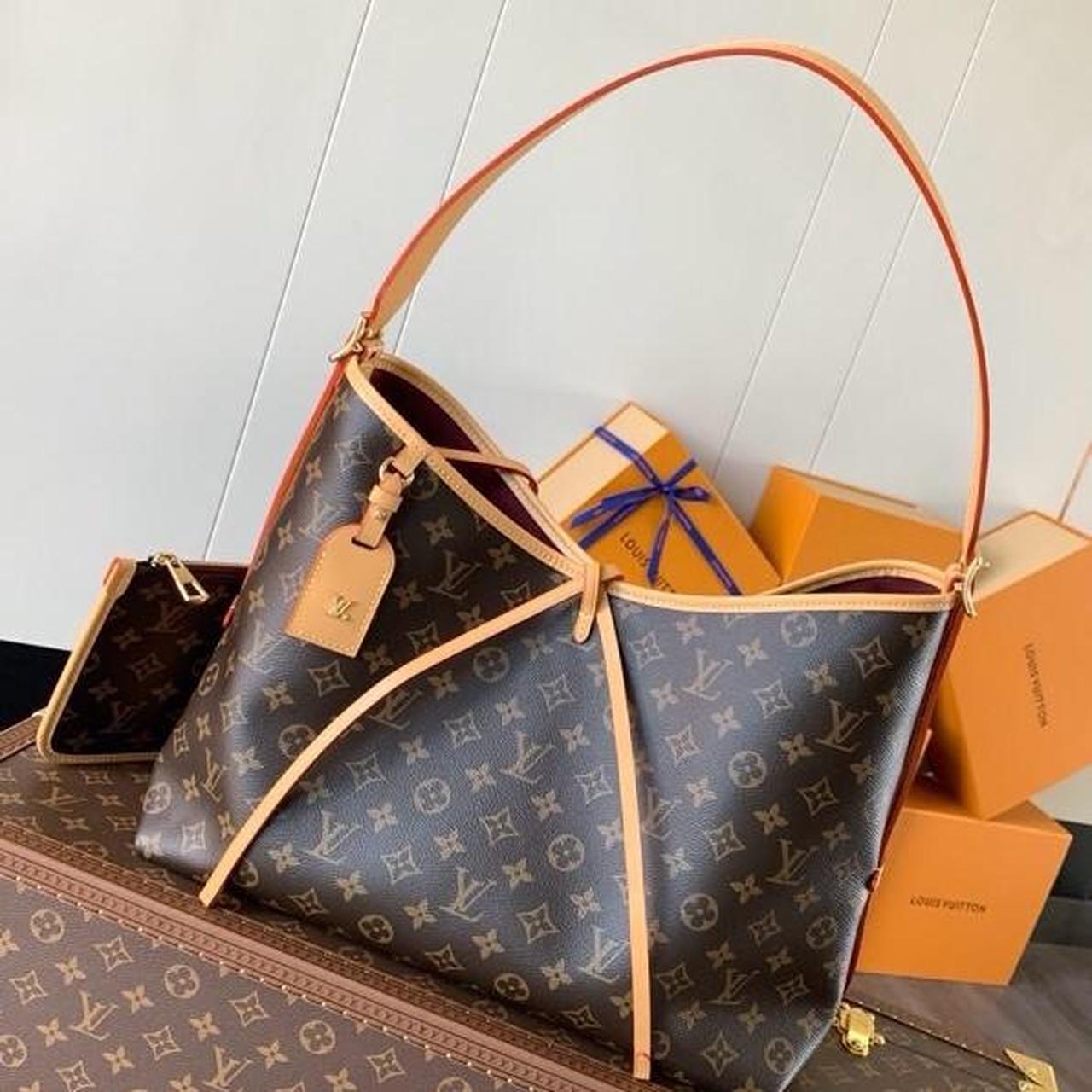 L Monogram M46197 Carryall MM Shoulder Bag ... - Depop