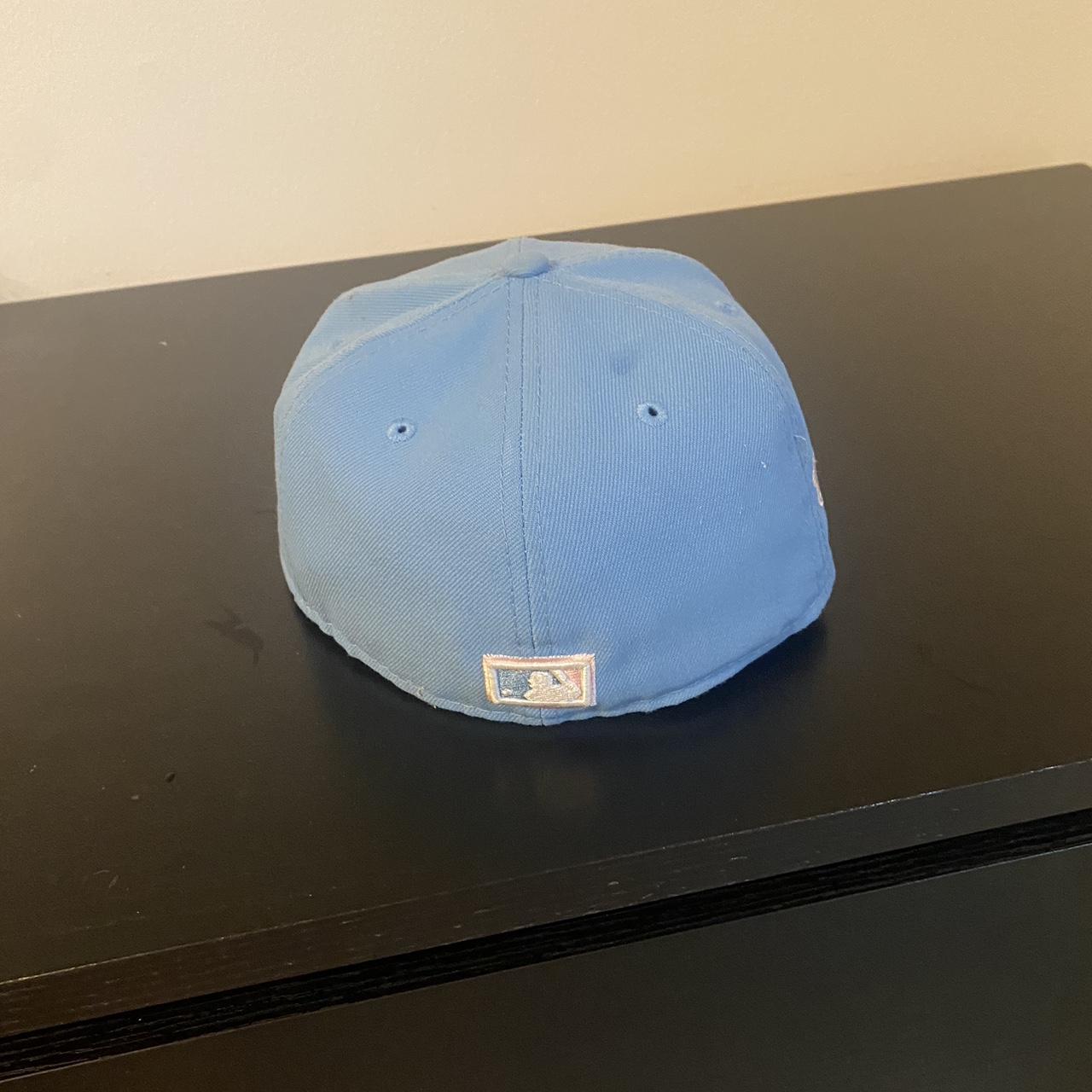 new era fitted cap 59 fifty. Size 7.1/8. Great... - Depop