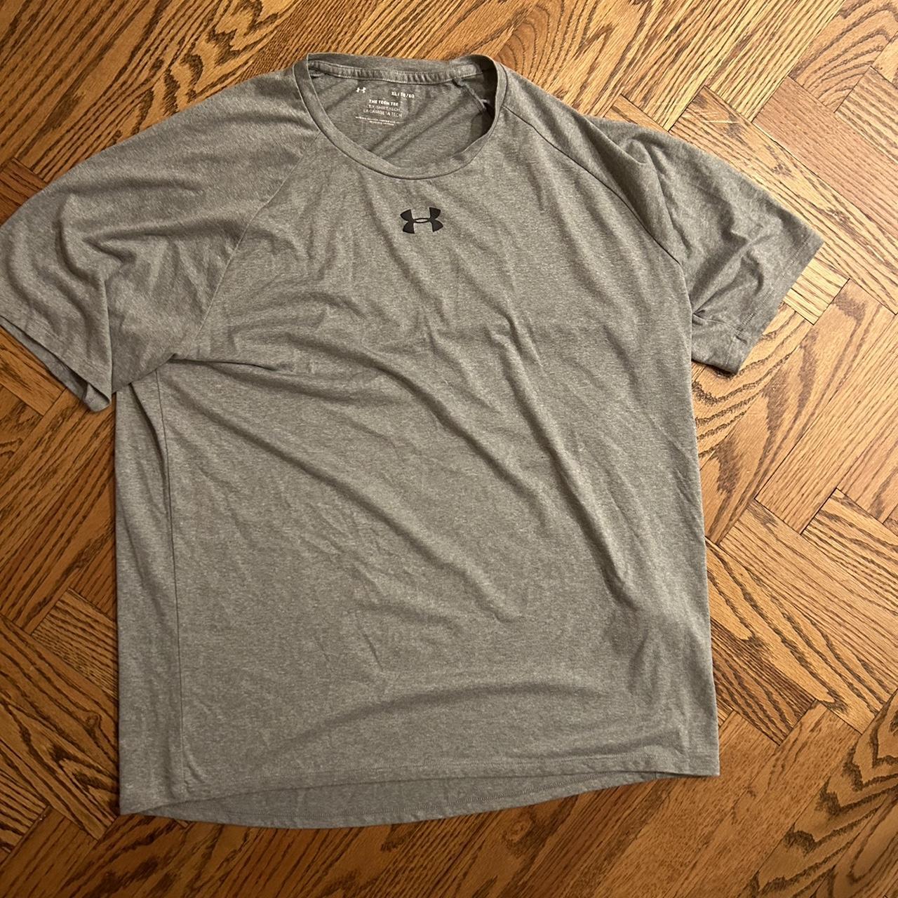 Dri-fit Under Armour workout tee - Depop