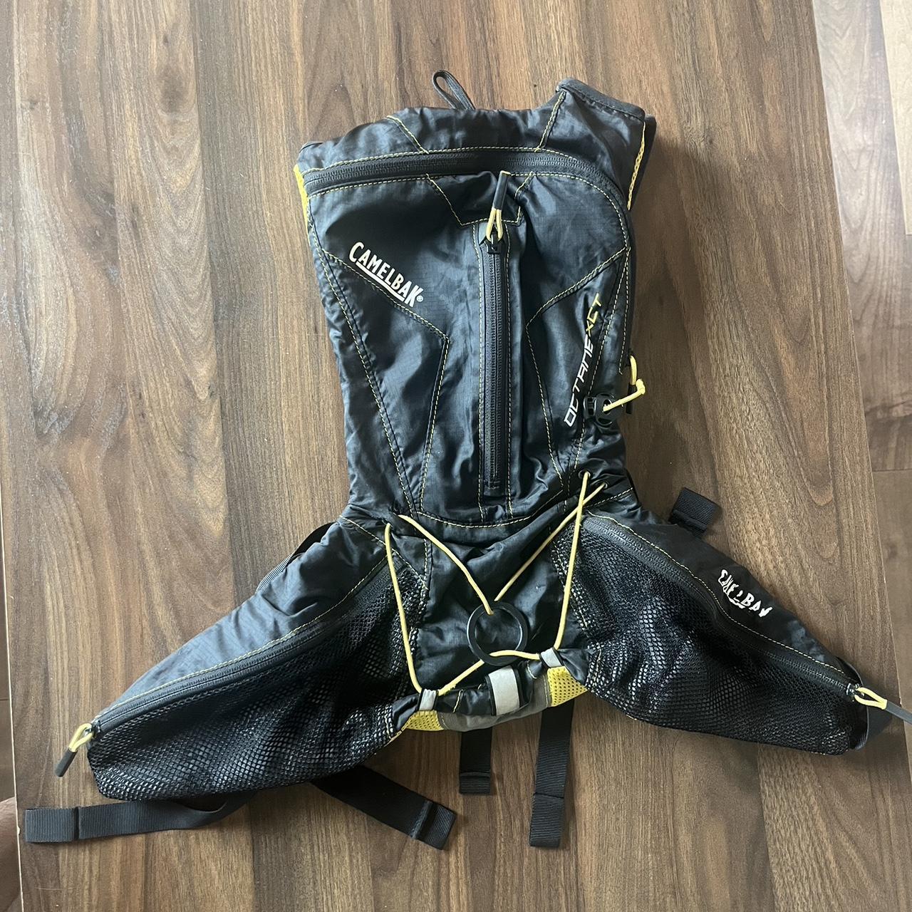 Camelback running / hiking vest - Depop