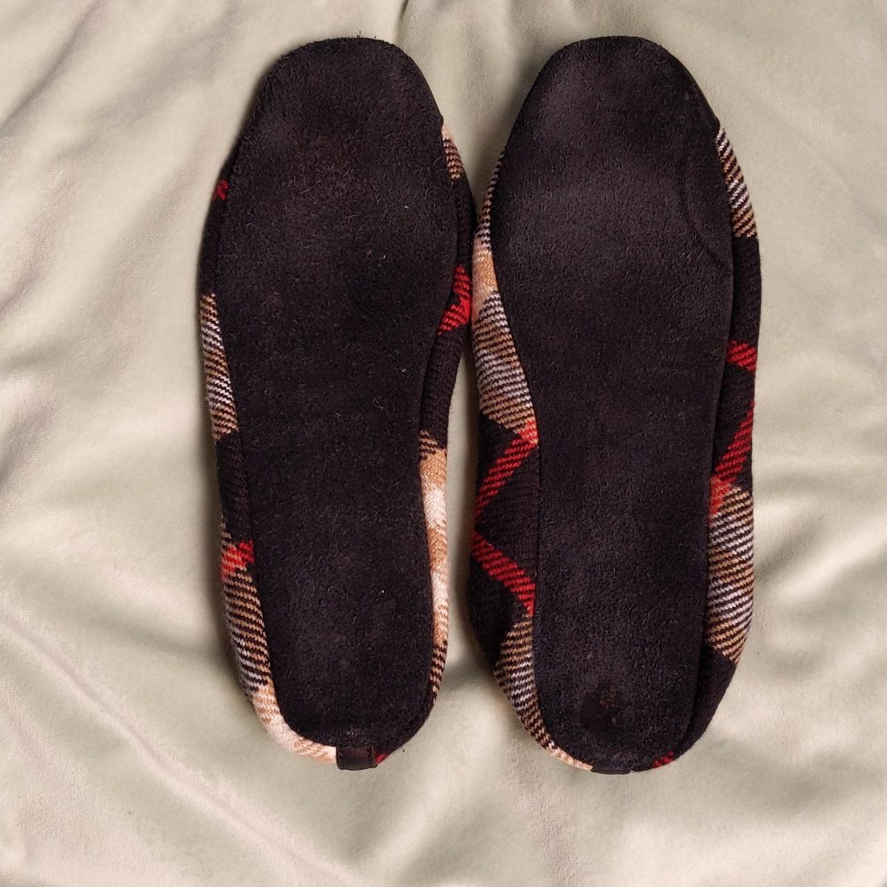 Burberry Women's Burgundy and Black Slippers | Depop