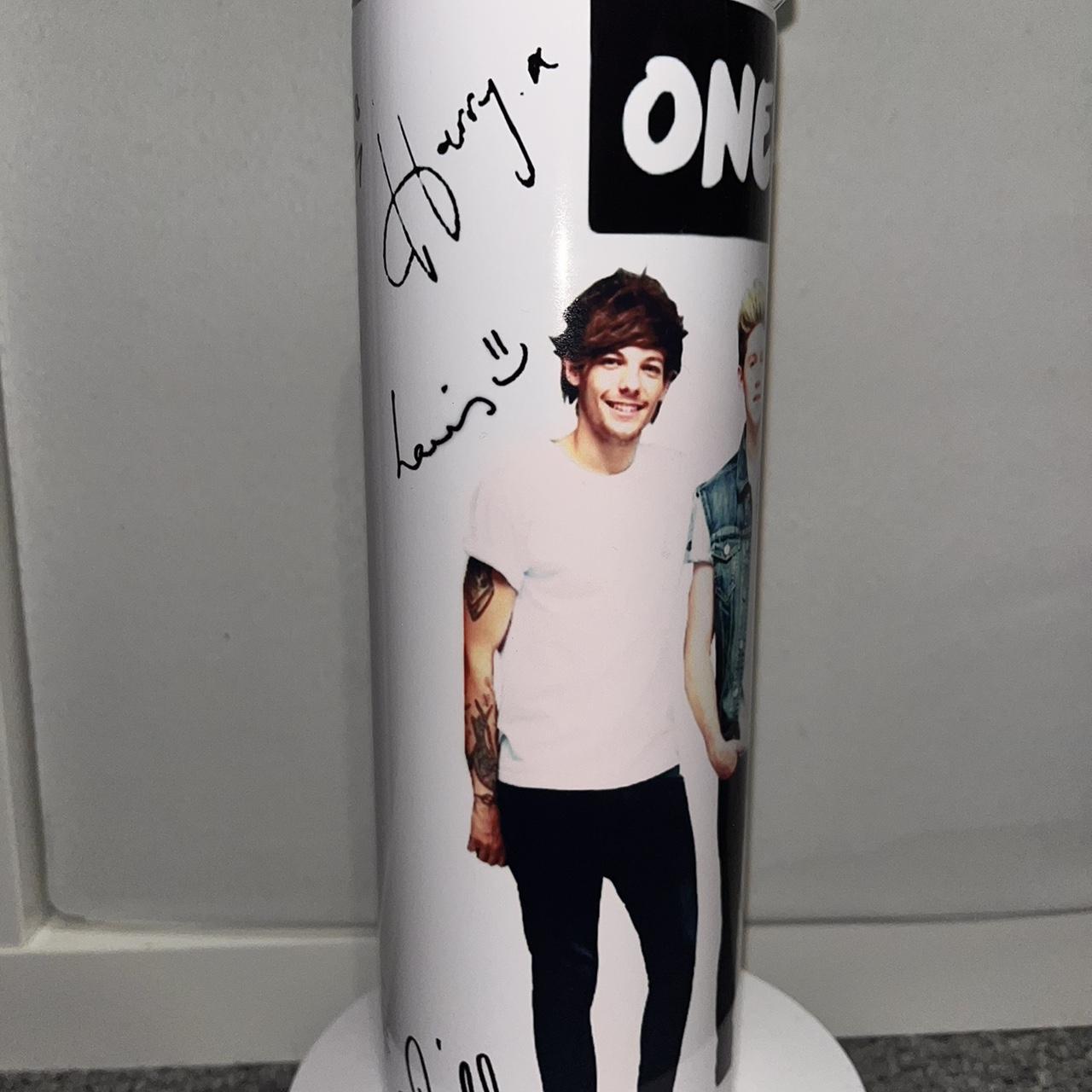 One direction themed 20oz tumbler with sliding lock... - Depop