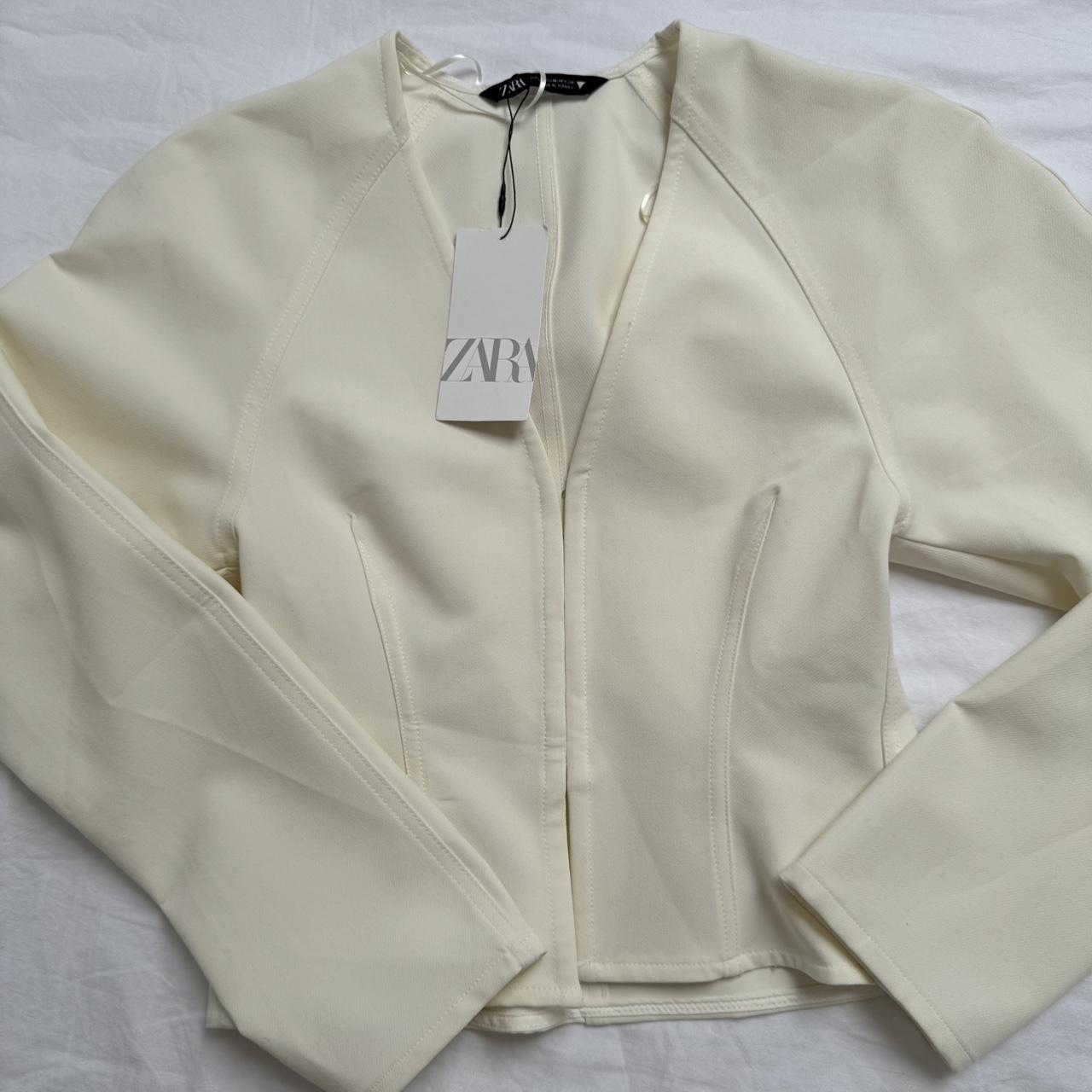 Zara cream blazer - Depop