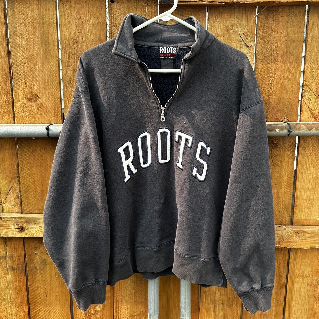 Roots Men's Navy and White Sweatshirt | Depop