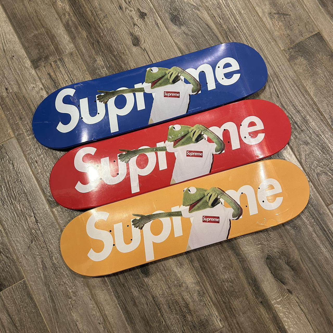 2008 supreme Kermit the frog skate deck set 100%... - Depop