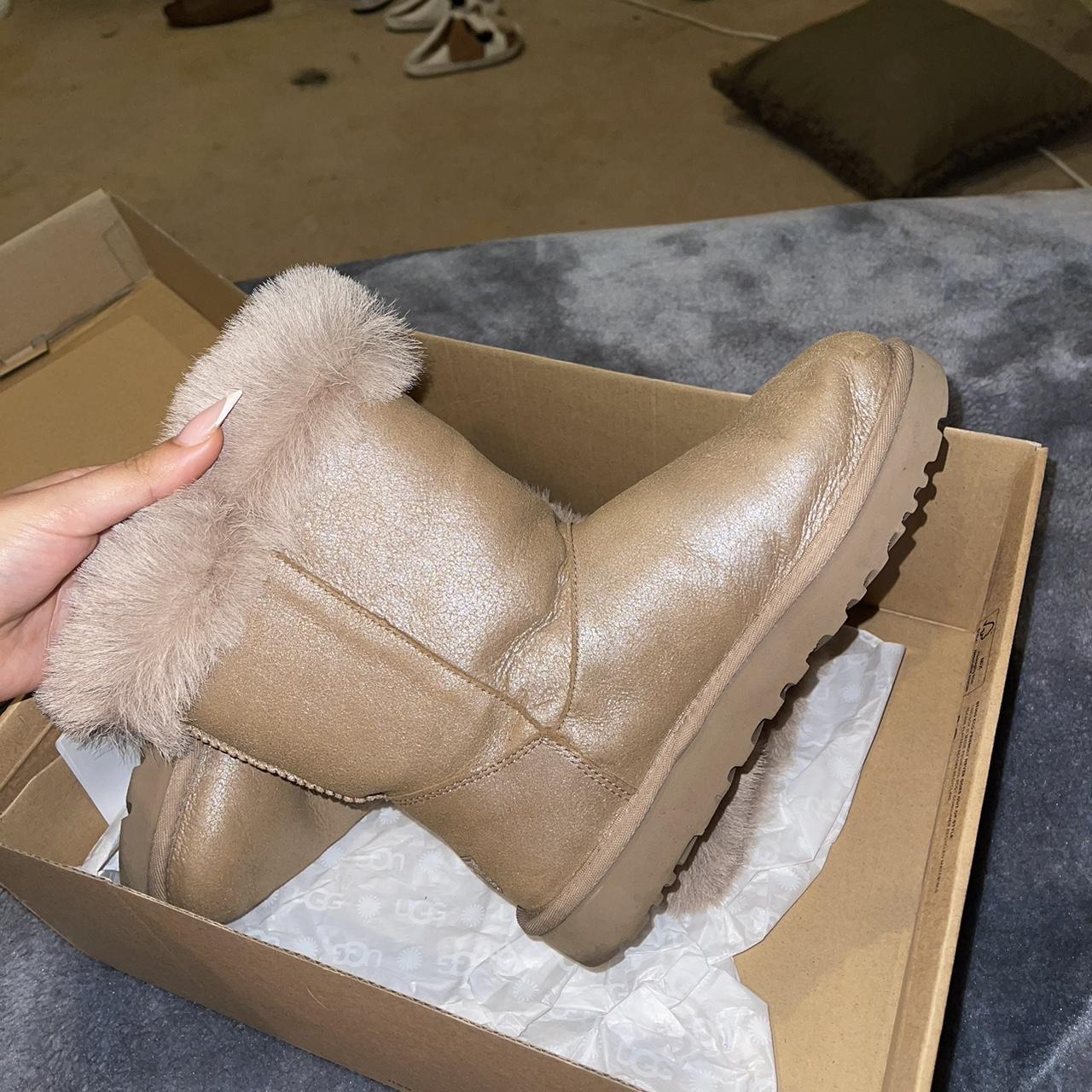 fluffy uggs with box, used, has creases from use - Depop